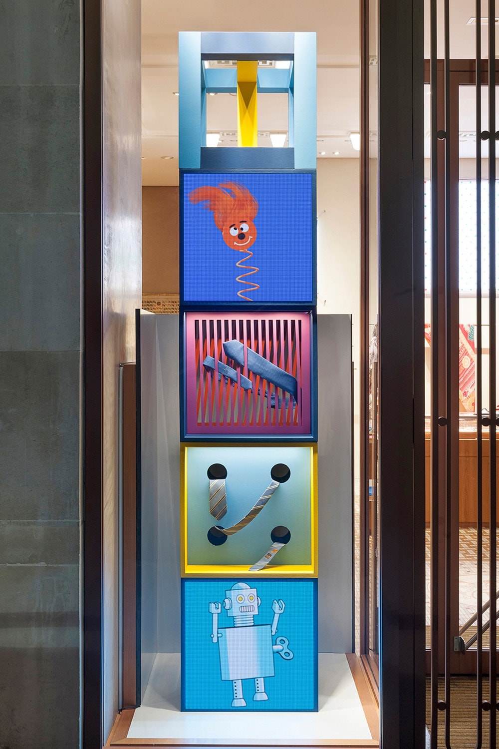 Rachel Thomas set design for Hermès windows — News — Mini Title