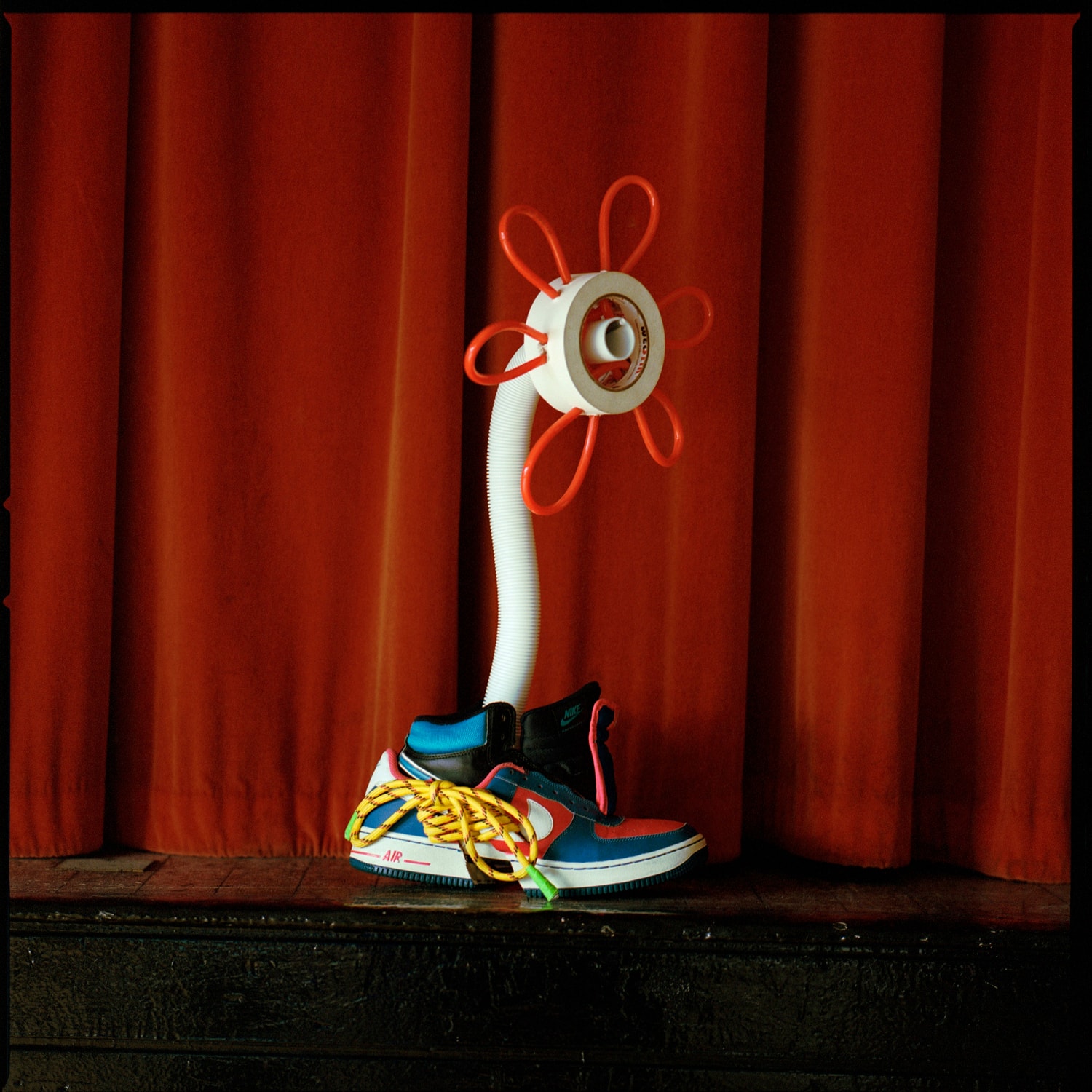 Rachel Thomas set design for Colville — News — Mini Title