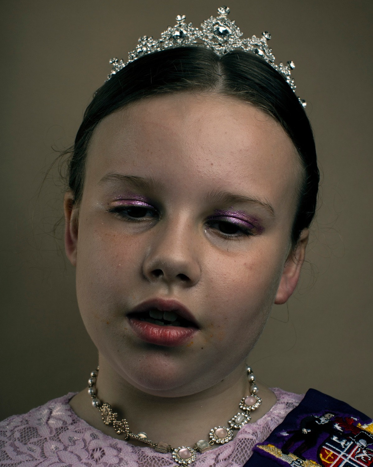 Jet Swan shoots for Modern Weekly China — News — Mini Title