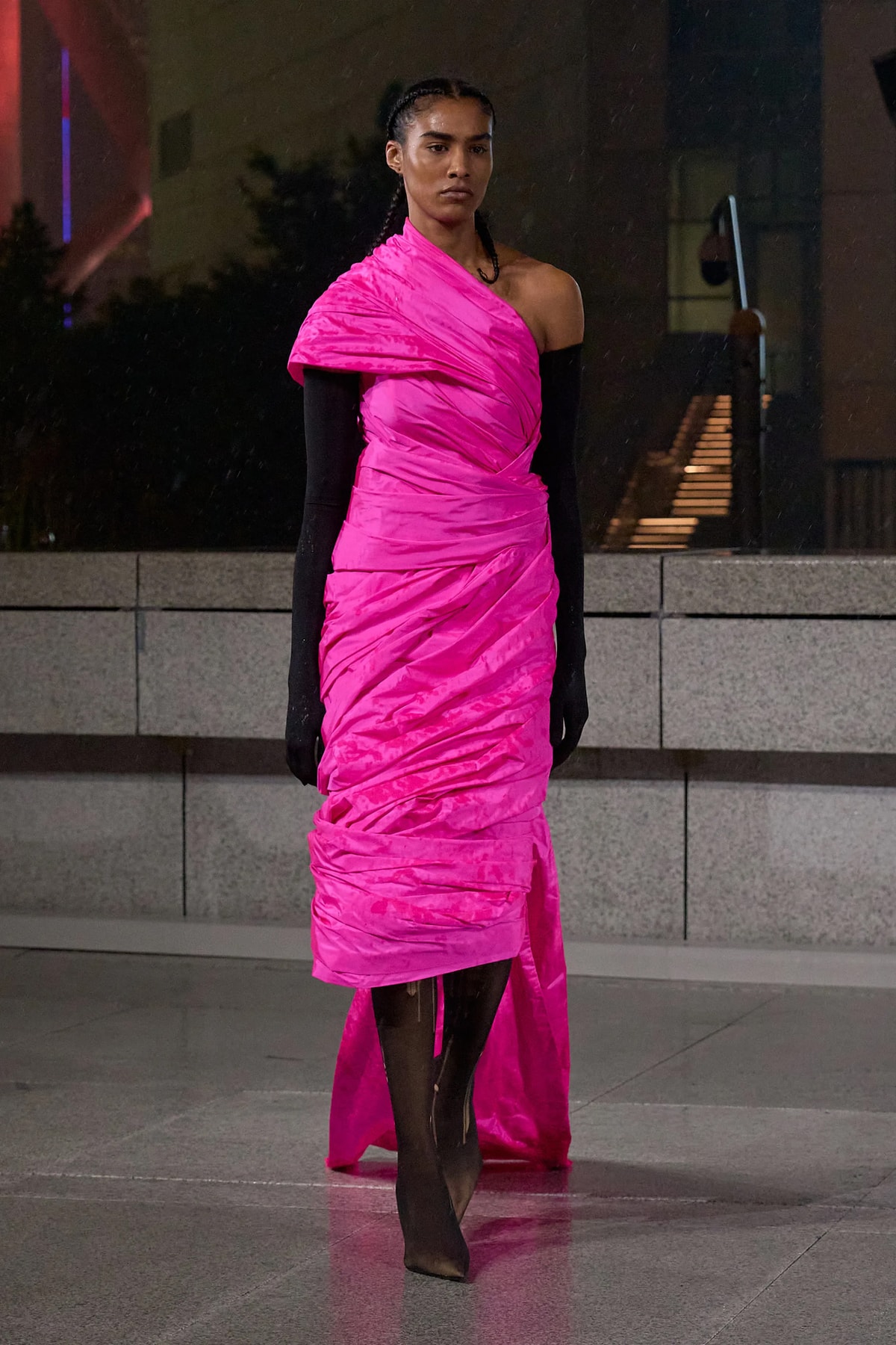 Je Suis Casting casts for Balenciaga — News — Mini Title