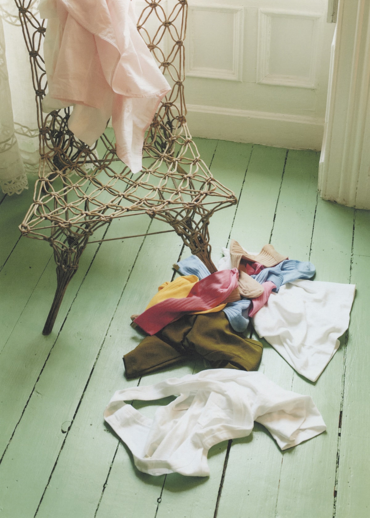 Noemi Bonazzi Set Design for Outline — News — Mini Title